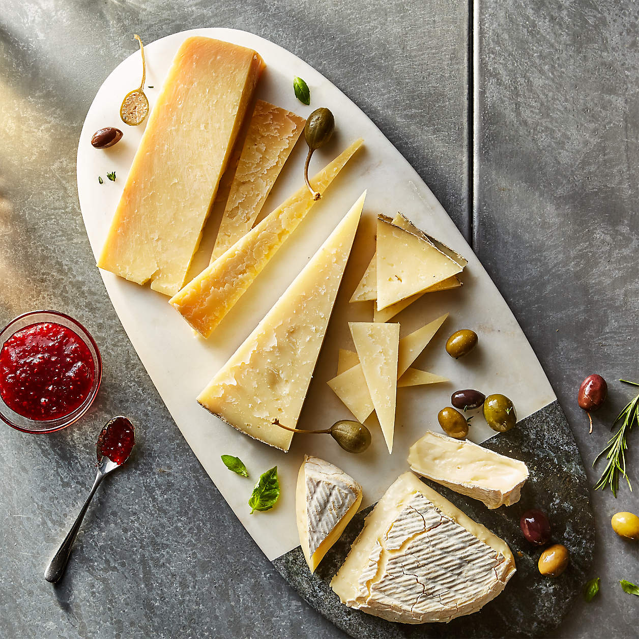 Some of the Most Beautiful and Decorative Cheese Boards